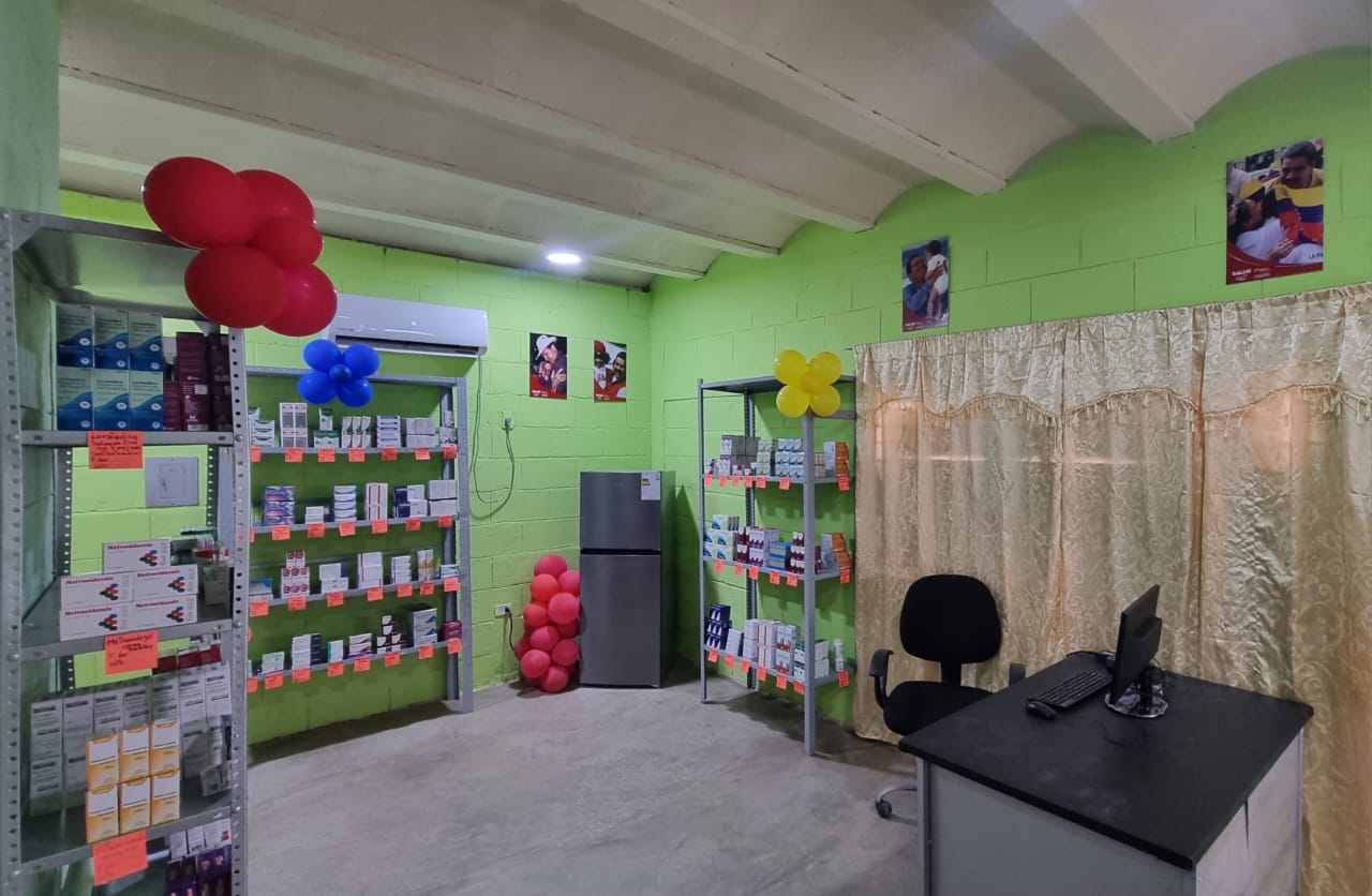 Atención mensual de más de 4 mil pacientes en las farmacias ...