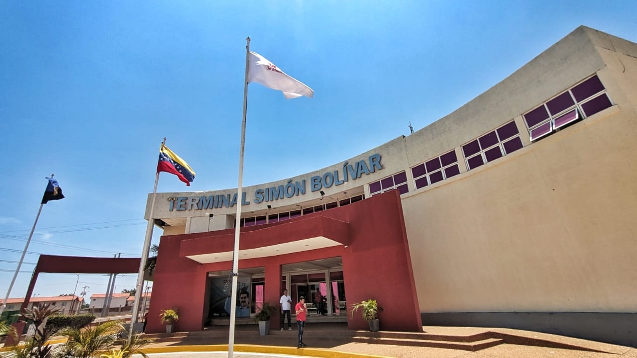 Permisos de operatividad entregados al Terminal Simón Bolívar en Zulia ...